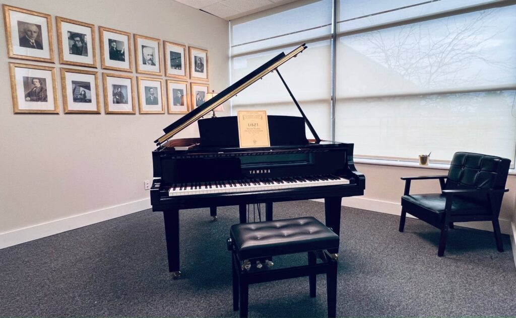 About Dio Piano School - Best Piano School Vancouver